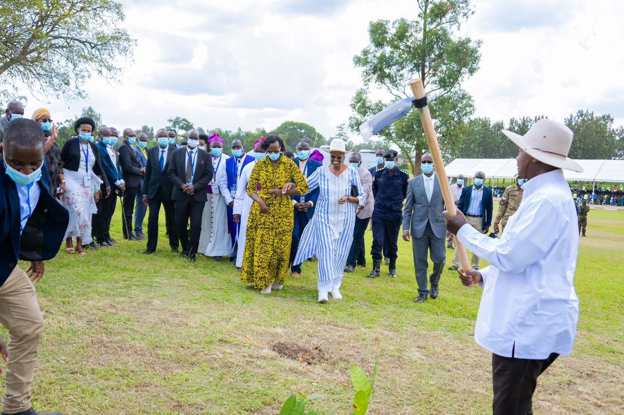 President Museveni Hails Pastor Patience Rwabwogo for Being Hardworking ...